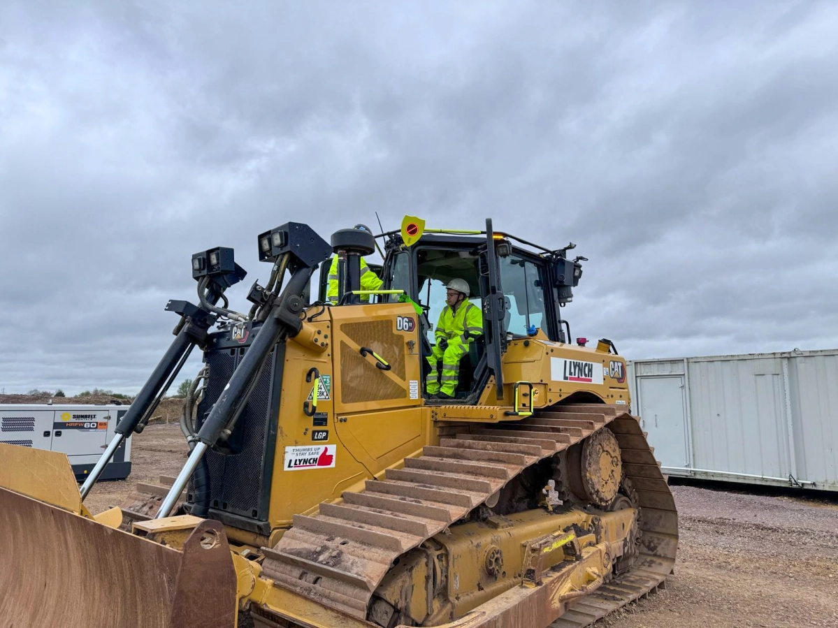 Lynch and Skanska Bridging Virtual Reality and Heavy Machinery