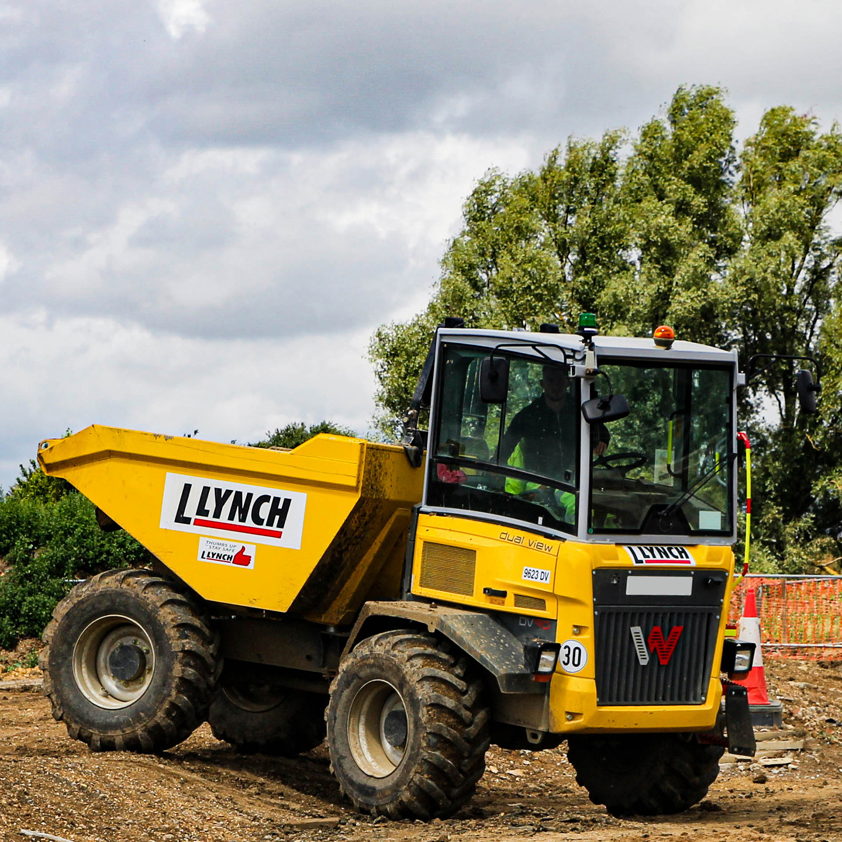 L Lynch Plant Hire & Haulage